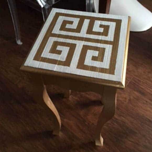 GREEK KEY TABLE MAKEOVER - The Striped House