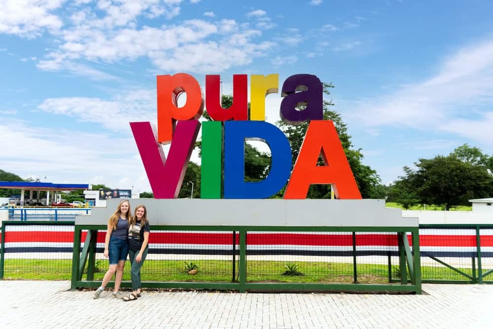 Pura Vida Costa Rica! (The Country Vibe and Way of Life)