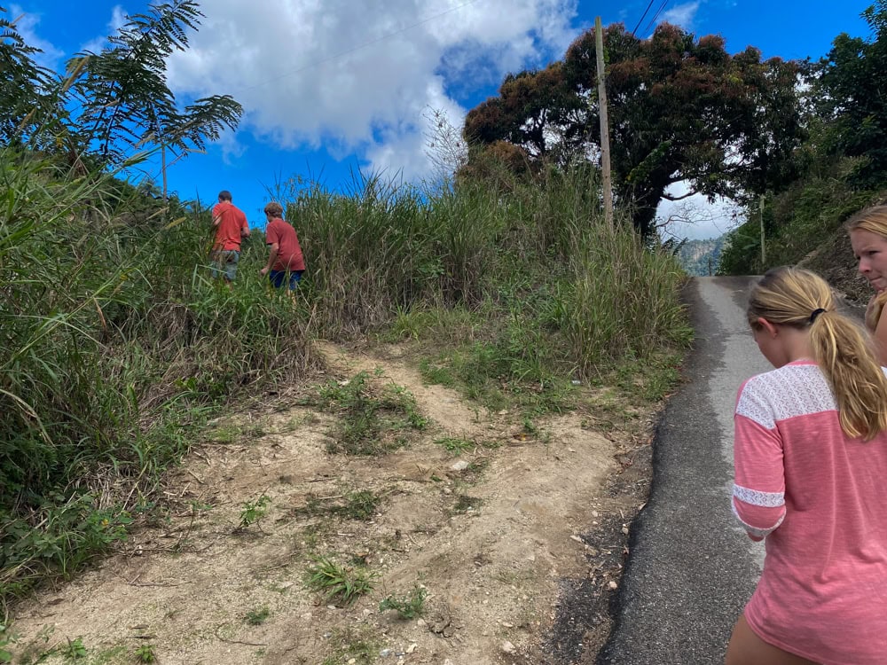 How to Explore the Amazing Canon Blanco Puerto Rico - Chasing ADVNTR