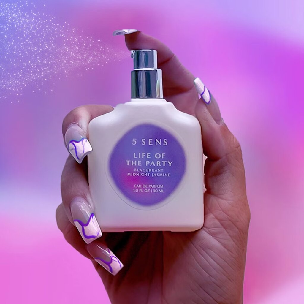 Meet 5Sens— Brand That Bottles Up Scents Based On Your Aura
