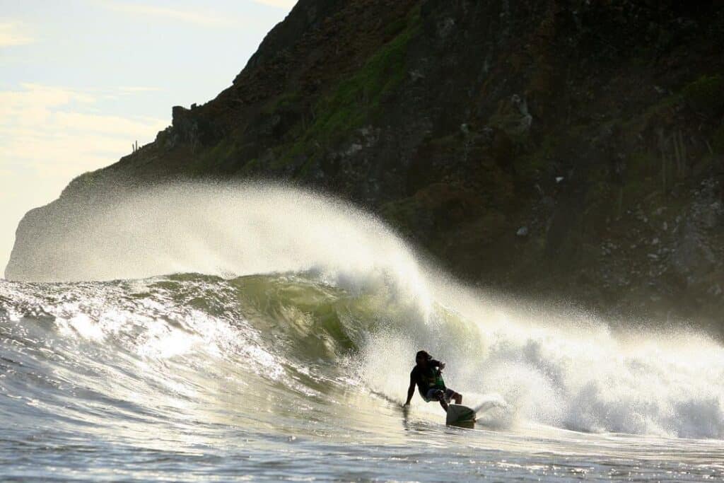 6 Best Surfing Spots Near Playas-del-Coco - AllWorld.com
