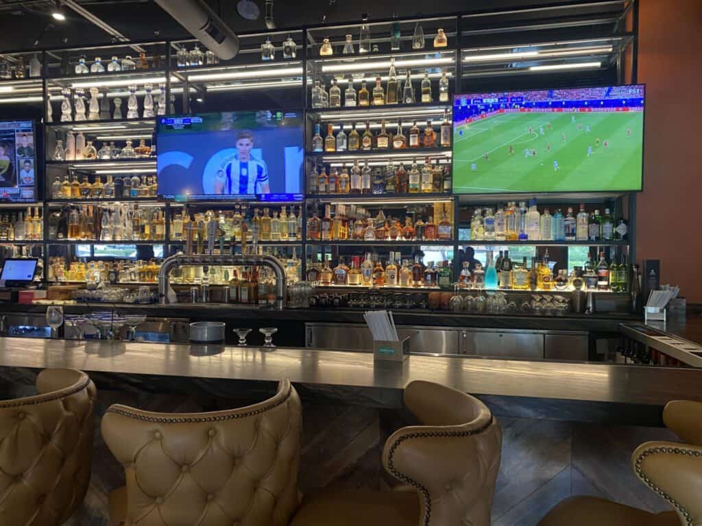 Azteca UCF: Mexican Food Right off Campus - AllWorld.com