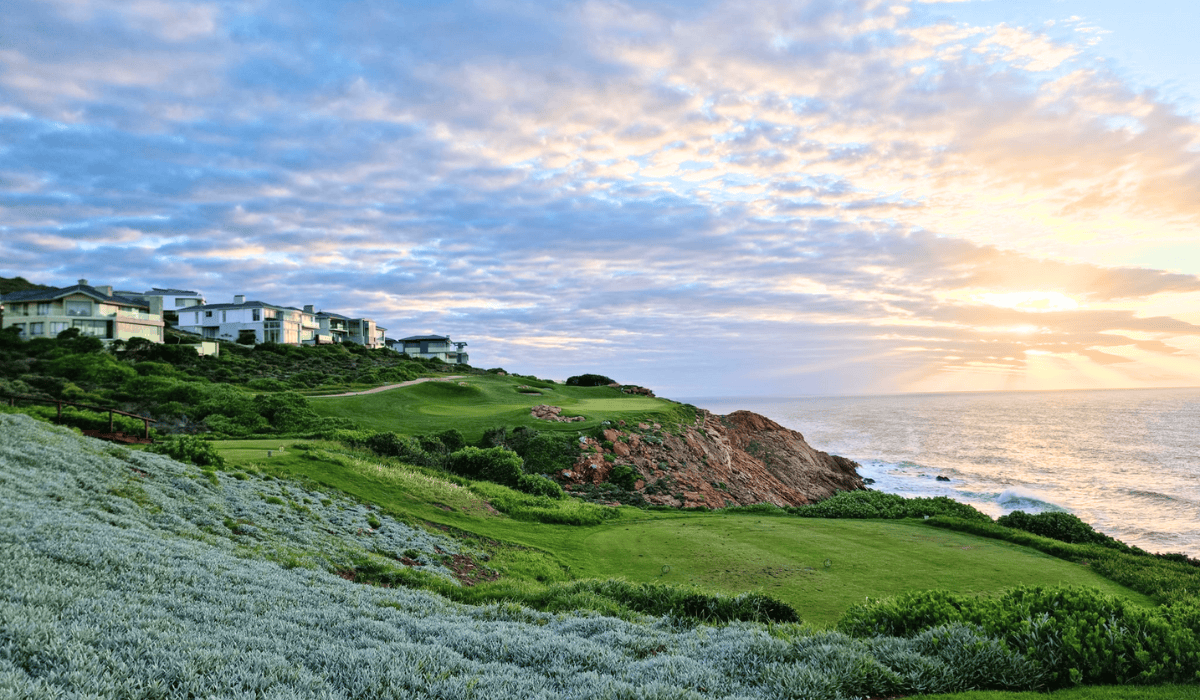 Golfing on the Edge at Pinnacle Point - The All Square Blog