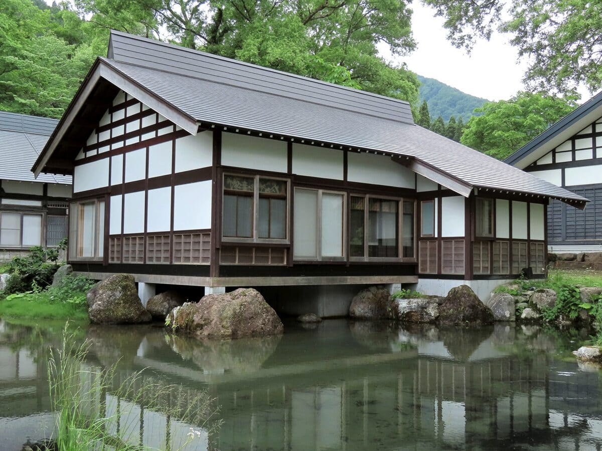 Maison japonaise traditionnelle : découvrez un style unique | Nostrodomus