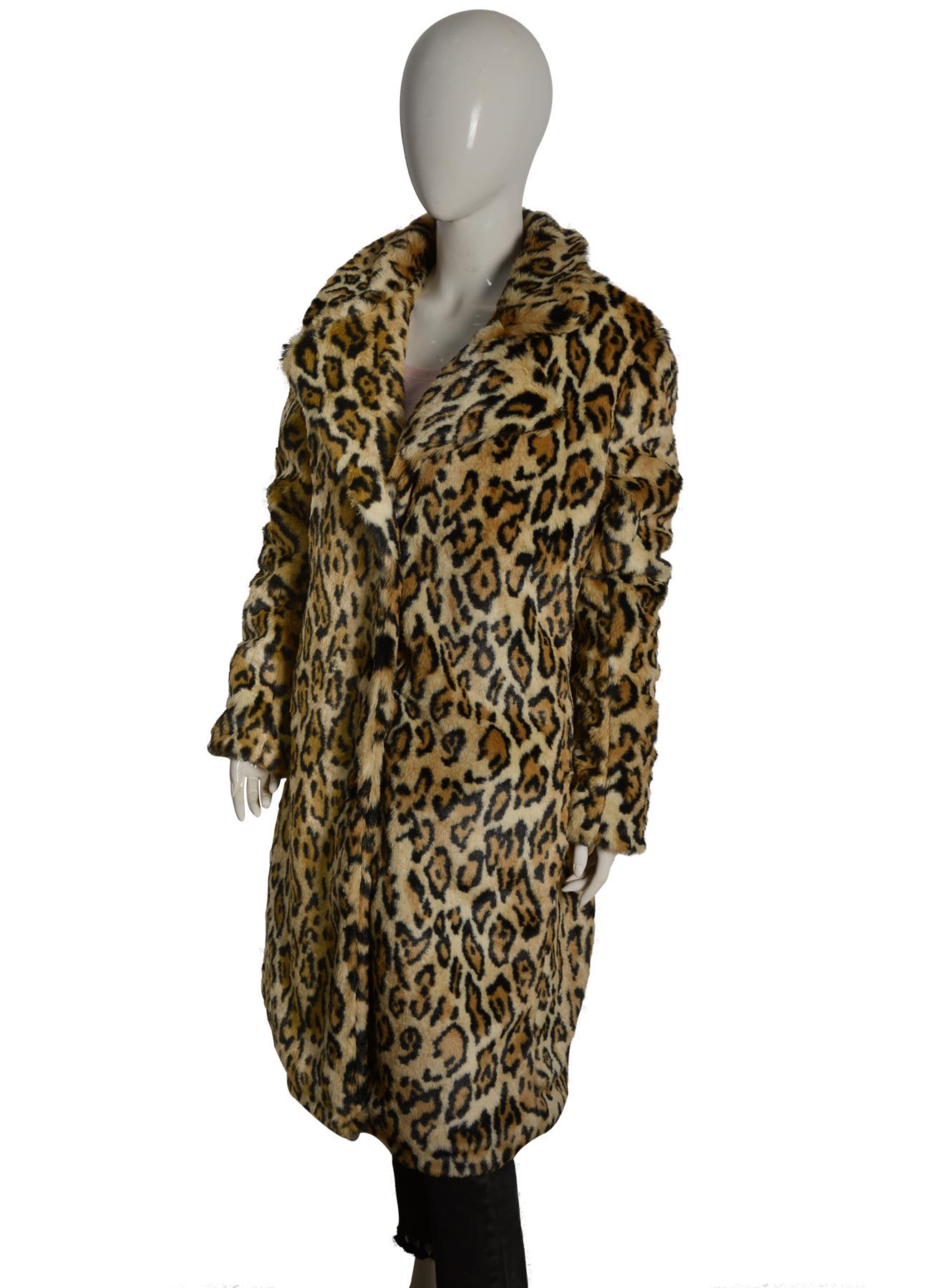 Beth Dutton Cheetah Print Coat Kelly Reilly Yellowstone