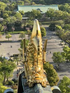 Cosa è Shachihoko? Le leggendarie decorazioni dei castelli giapponesi ...