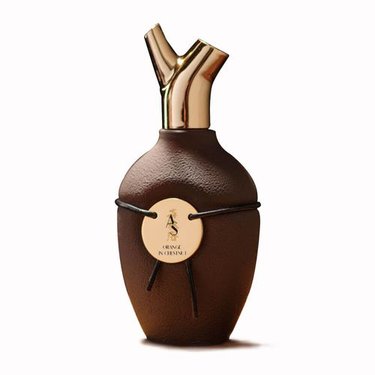 Everyone Is Loving These 5 Scents of Wood Perfumes