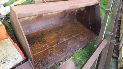 Telehandler Buckets and Attachments – BRUCE ATFIELD