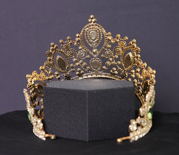 Tiara Green 2021 | NOVEDADES YADIRA LLC.