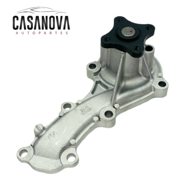 Bomba de Agua para NISSAN Sentra 1.8 B15 y Almera marca GMB