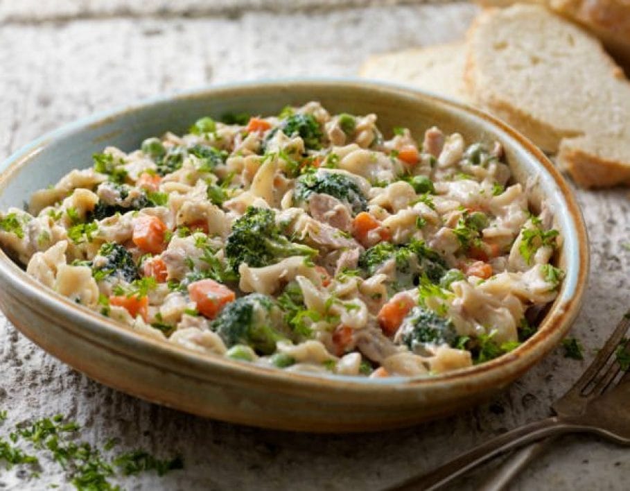 Creamy Veggie Casserole - GENMAG