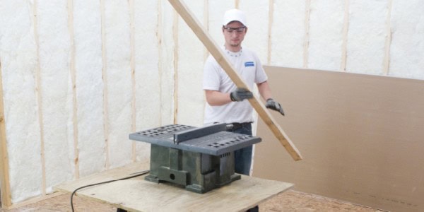 How to build a staggered stud wall