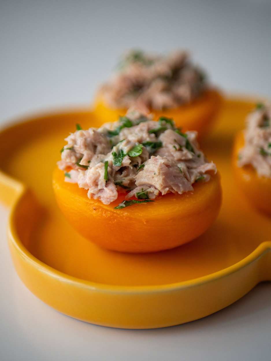 Les pêches au thon, la délicieuse curiosité belge - DUMPLINGS & MORE