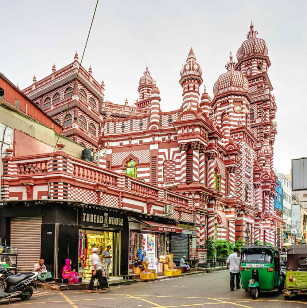 12 memorable sights,Walking Tour of Colombo Fort District