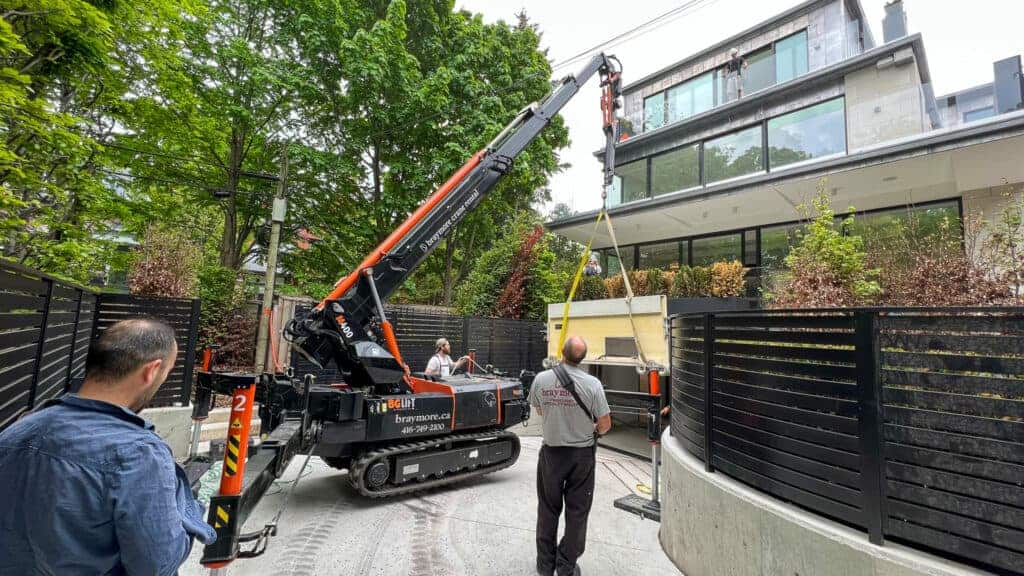 Mini Cranes - BG Lift and SPYDERCRANE by Braymore Crane
