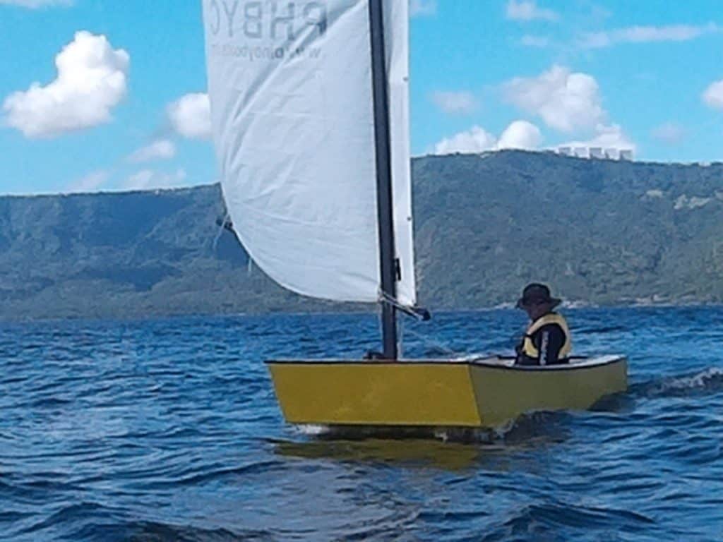 Lugsail setup Archives - Really Simple Sails