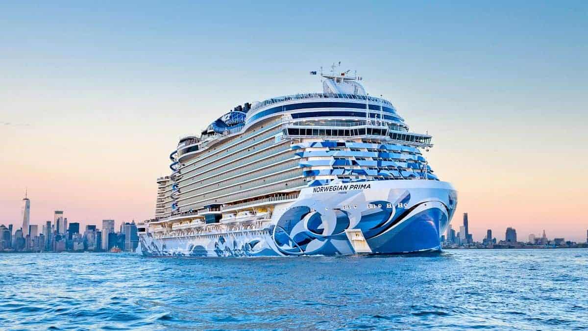 Transatlantik Barcelona - New York: 12 Tage Norwegian Prima nur €692
