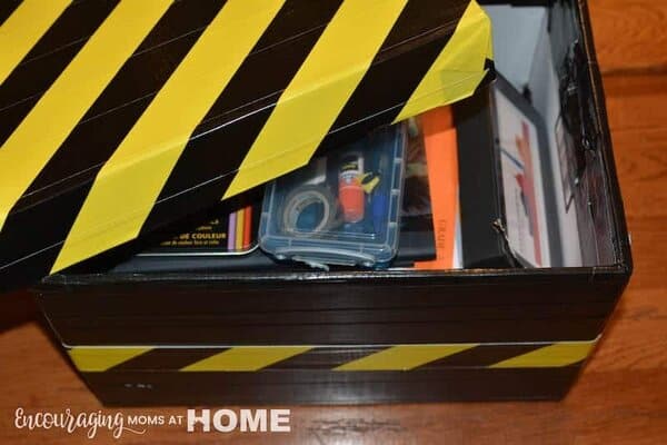 Make The Perfect School Box Using Duct Tape