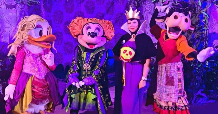 DIY Snow White Evil Queen Halloween Costume - Living Locurto