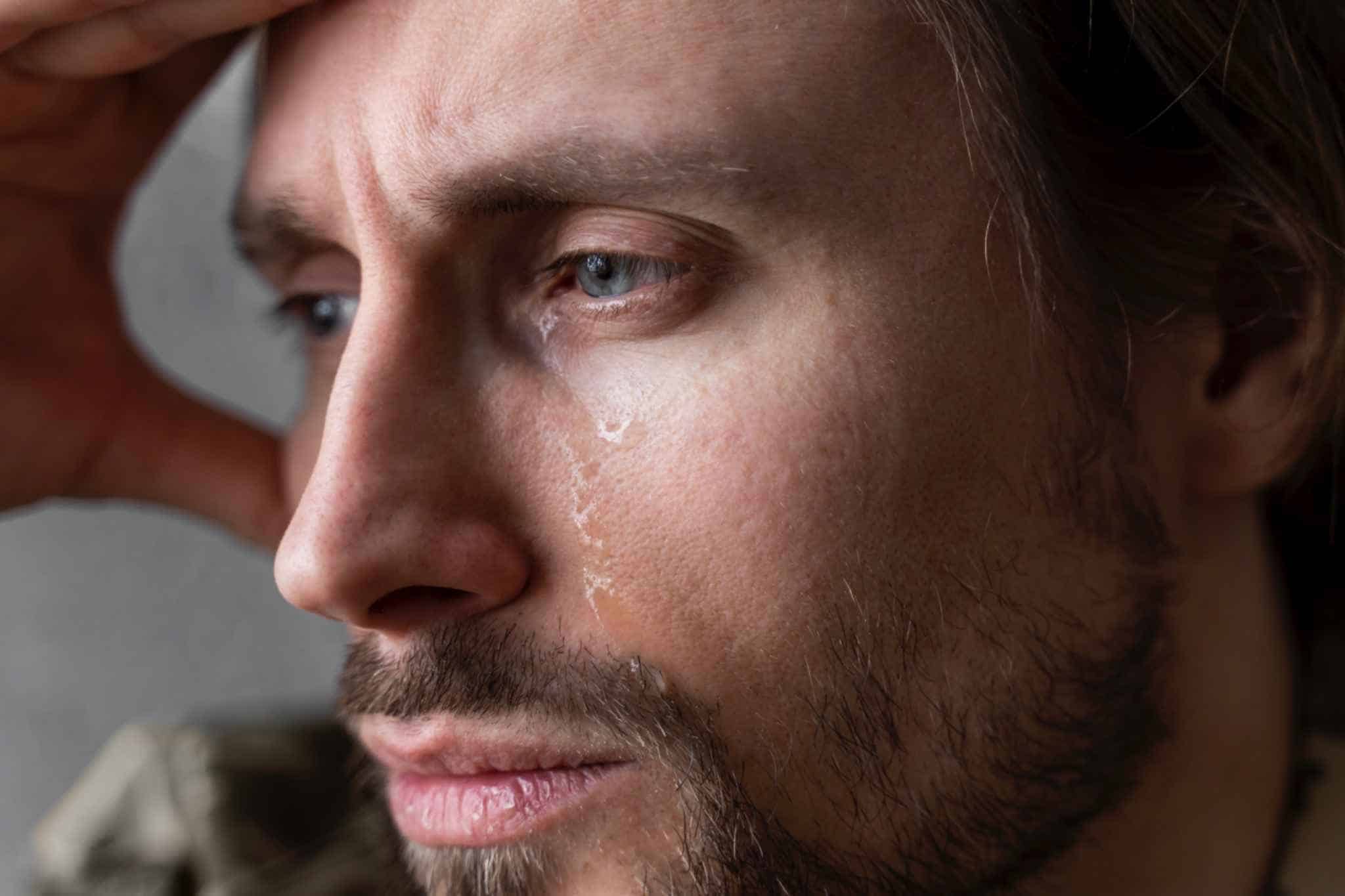 Llorar no es de débiles: por qué es bueno que tus hijos te vean llorar ...