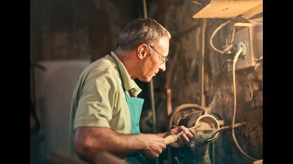 DIY Crafts for Seniors | Fun Projects, Therapeutic Benefits | 12 Oaks