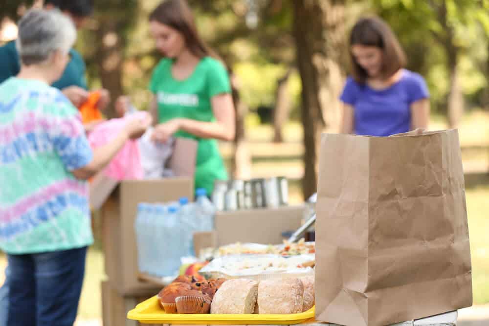 Great Ways To Support Your Community - Home In The Pastures