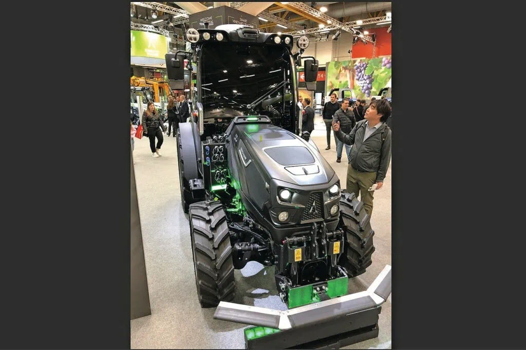 PHOTO | Eima 2024: Deutz-Fahr TTV 5115 with autonomous kit - Future Farming
