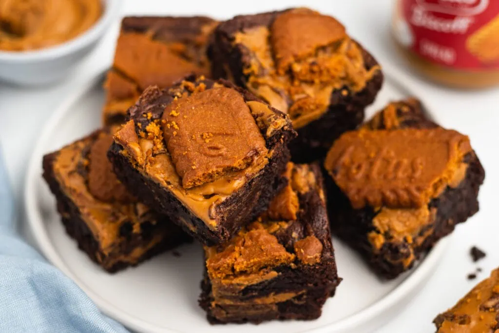 Delicious Biscoff Brownies Recipe - Scottish Scran