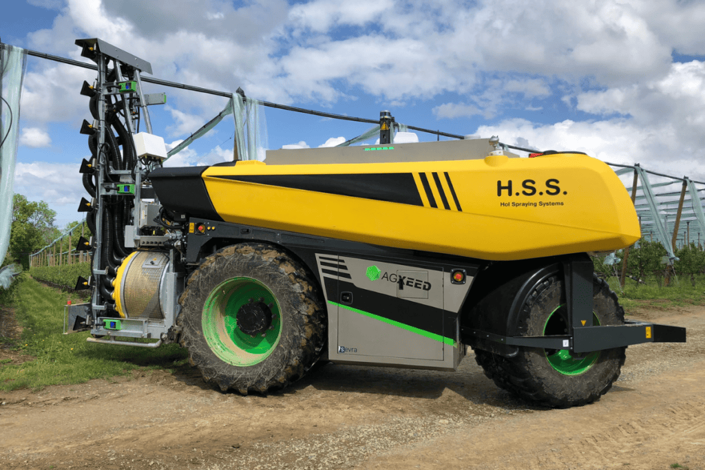 HSS & AgXeed AgBot 2.055W3 + CF2000-AB | Spraying - Future Farming