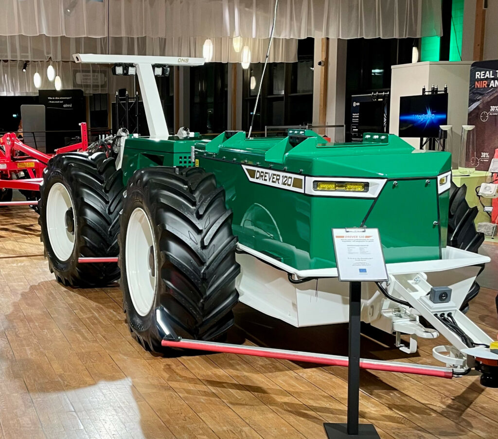 These are the 5 finalists for Ag Robot of the Year 2025!