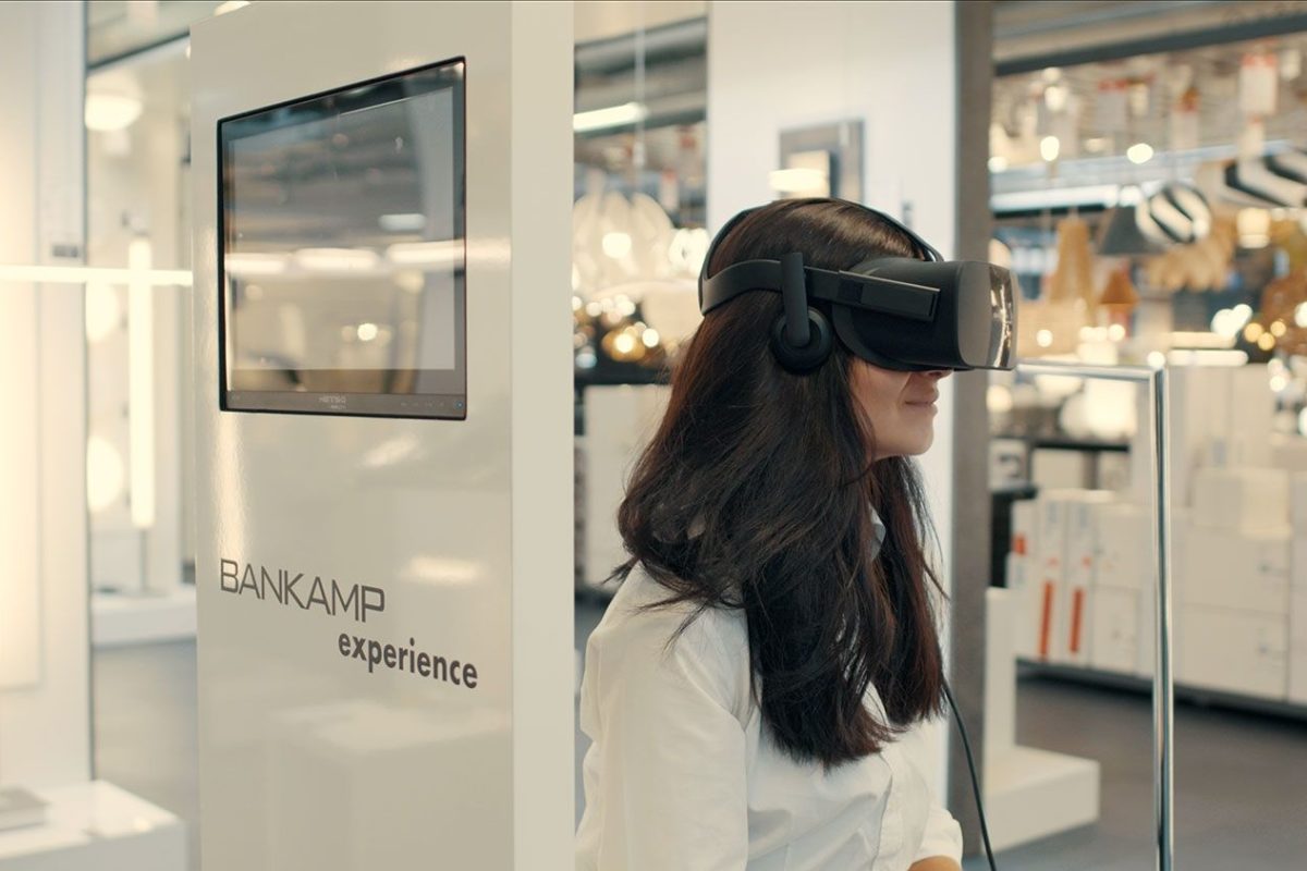 Virtual Reality in Retail - Guide with Examples