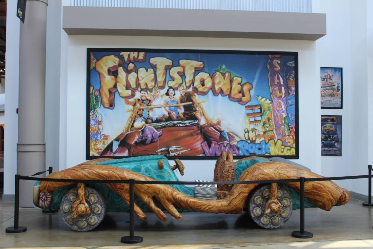 Exploring Dezerland Park Orlando. 3D tour of what you'll see!