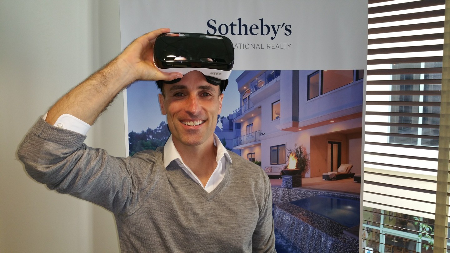 Virtual Reality (VR) in Real Estate - Guide with Examples