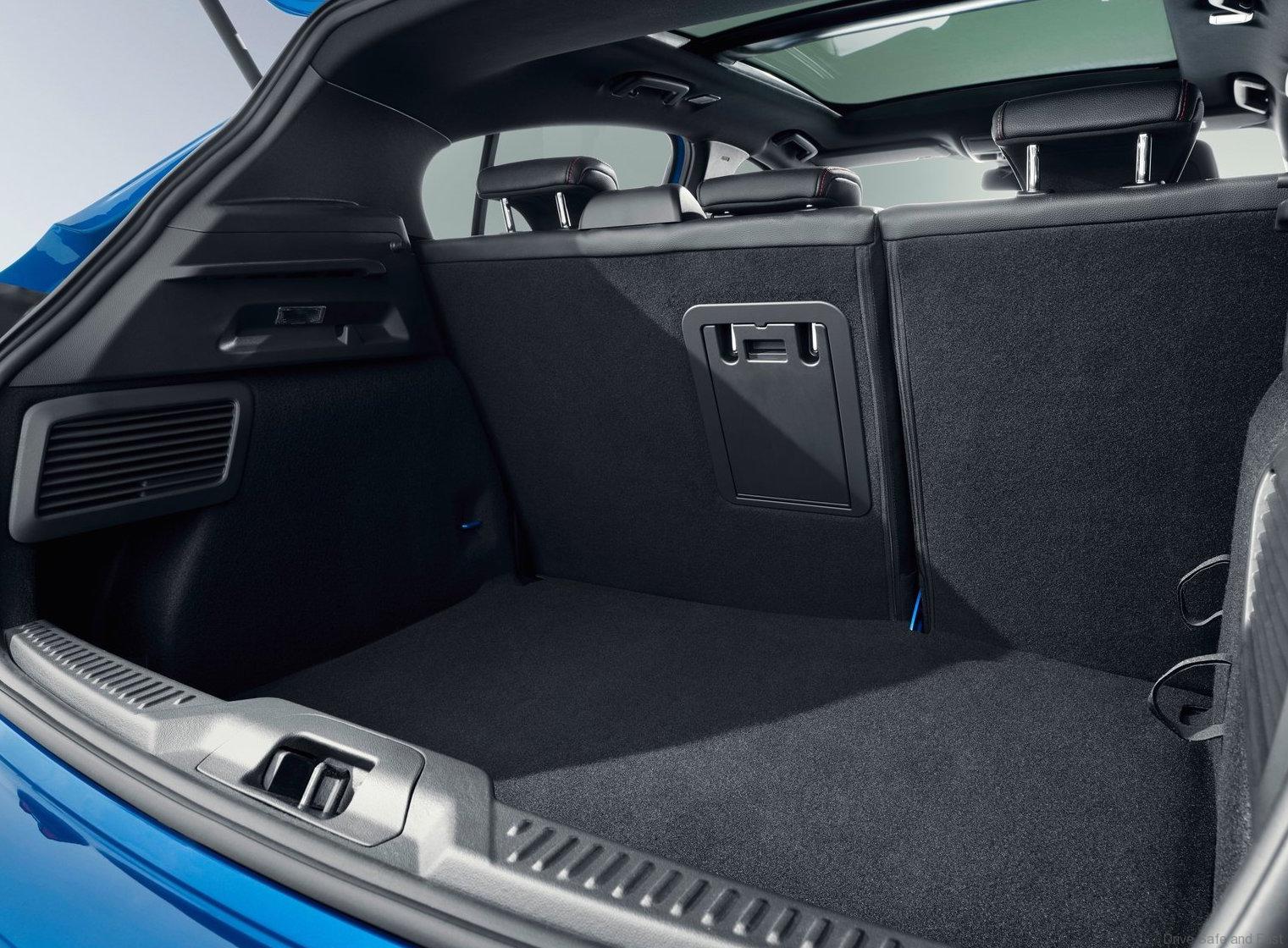 Ford Focus ST-Line full details and pictures