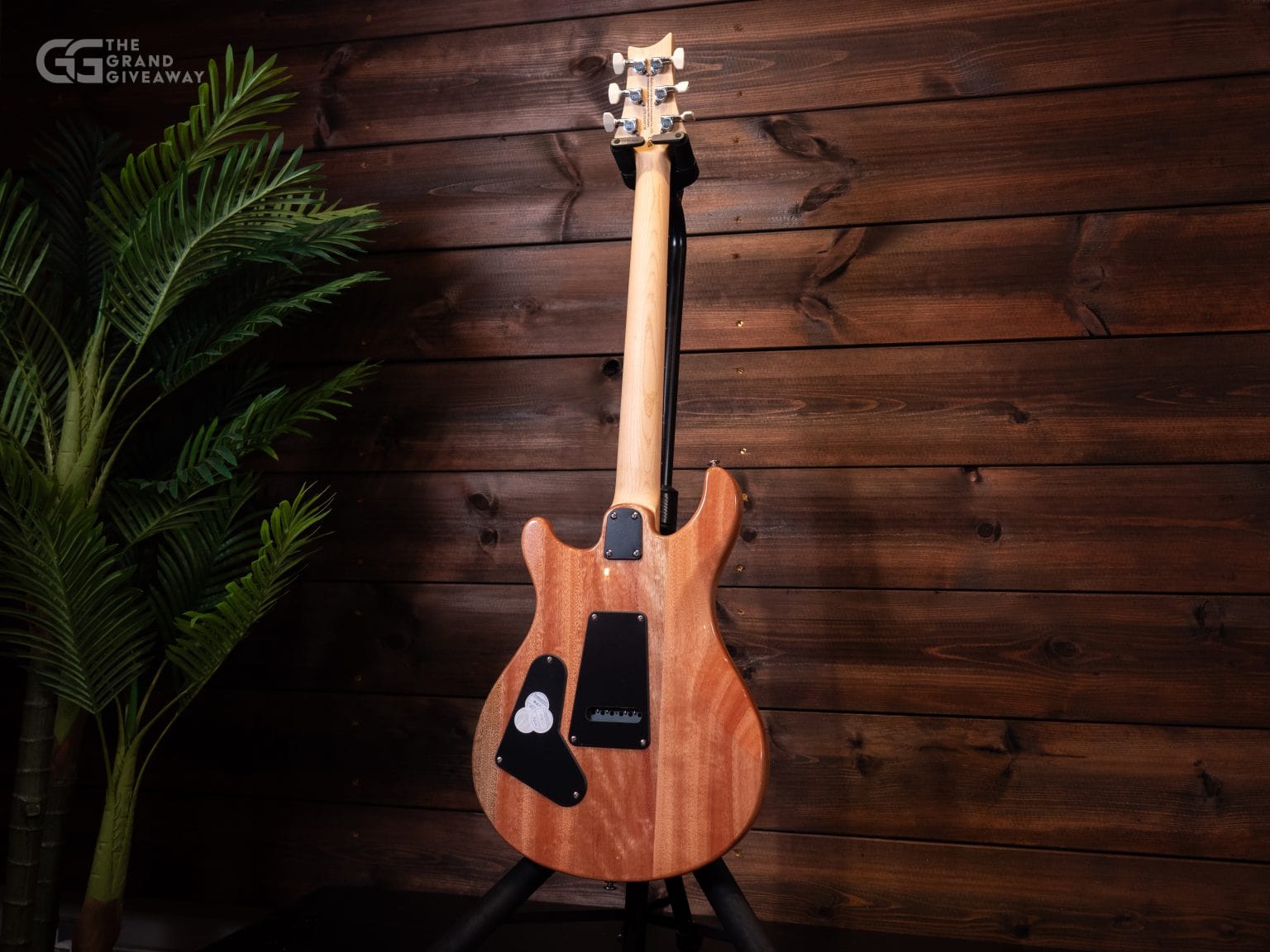 Win A PRS SE CE – Slate Blue – The Grand Giveaway