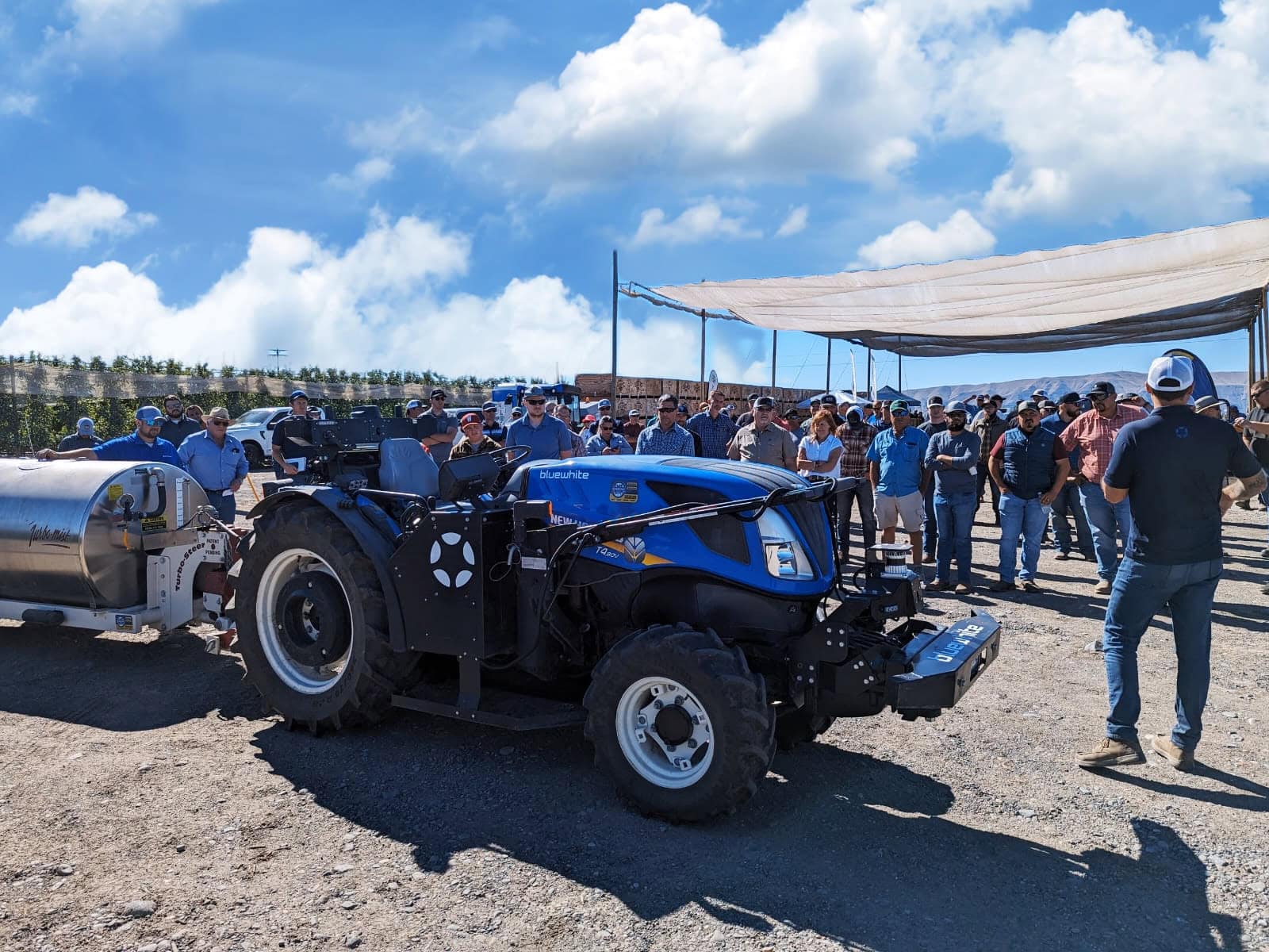 Bluewhite - Autonomous Retrofit Kits - Future Farming