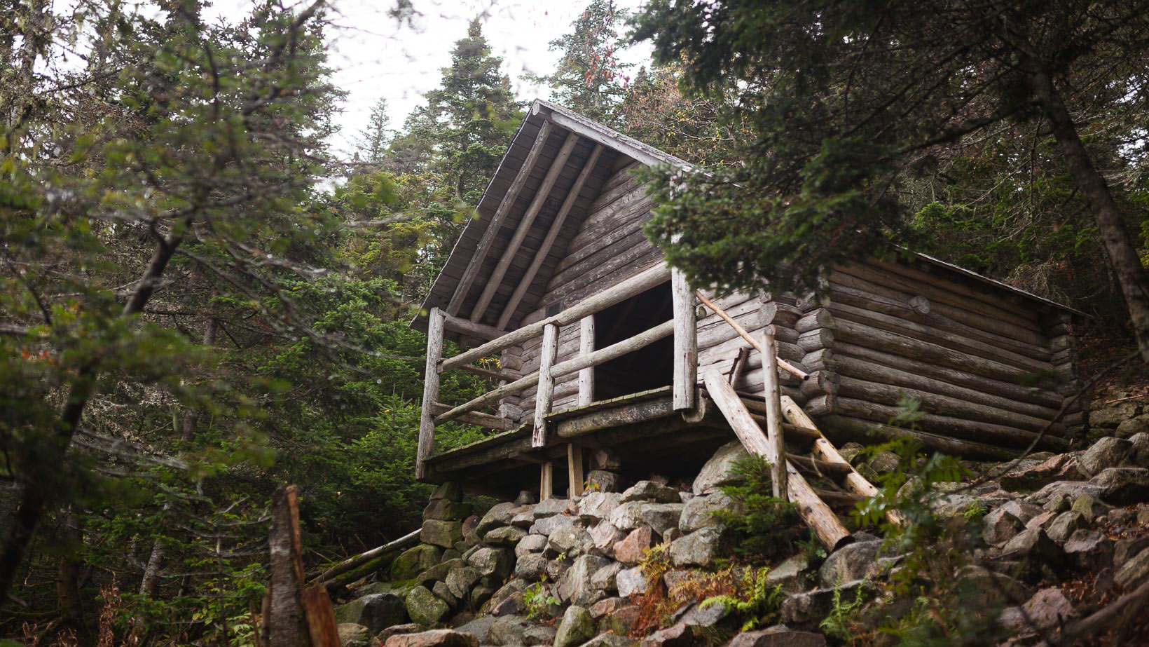 Hiking the Pemi Loop - 4 Day Backpacking Trip - Taller Than The Trees