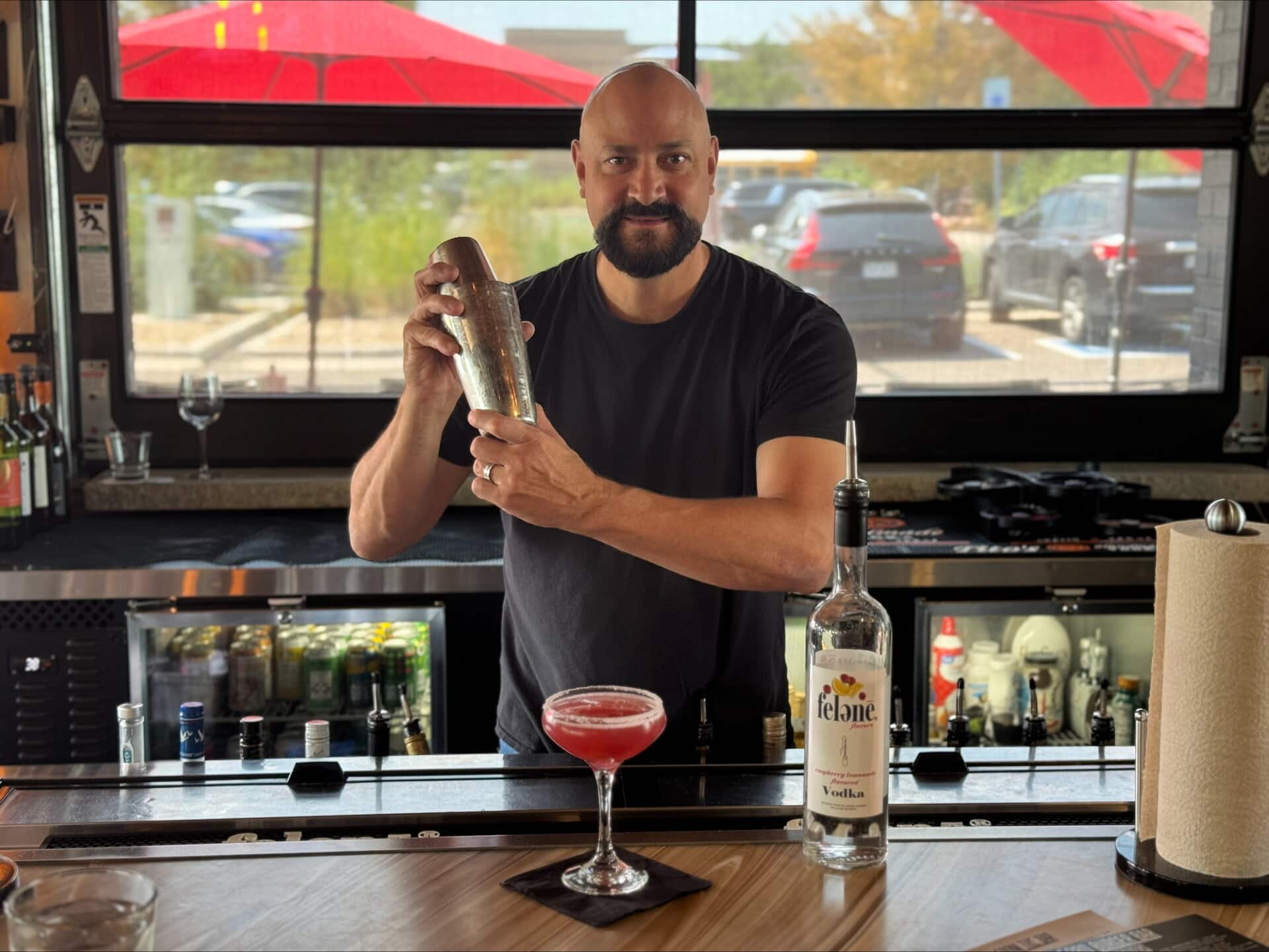 Bartender Spotlight: Meet Travis of 5280 Burger Bar, Colorado