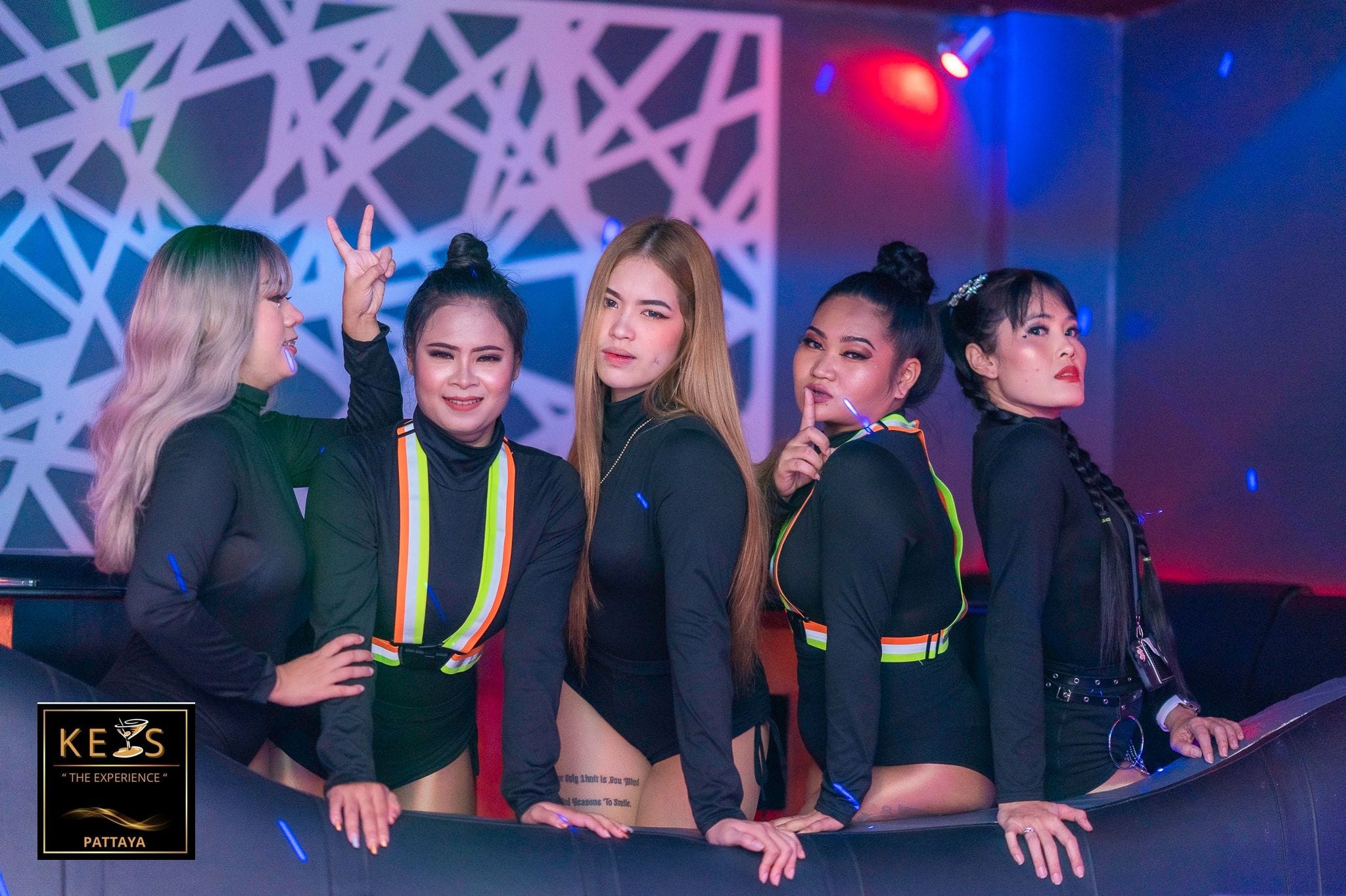 Pattaya Pool Party - Mast Yatri