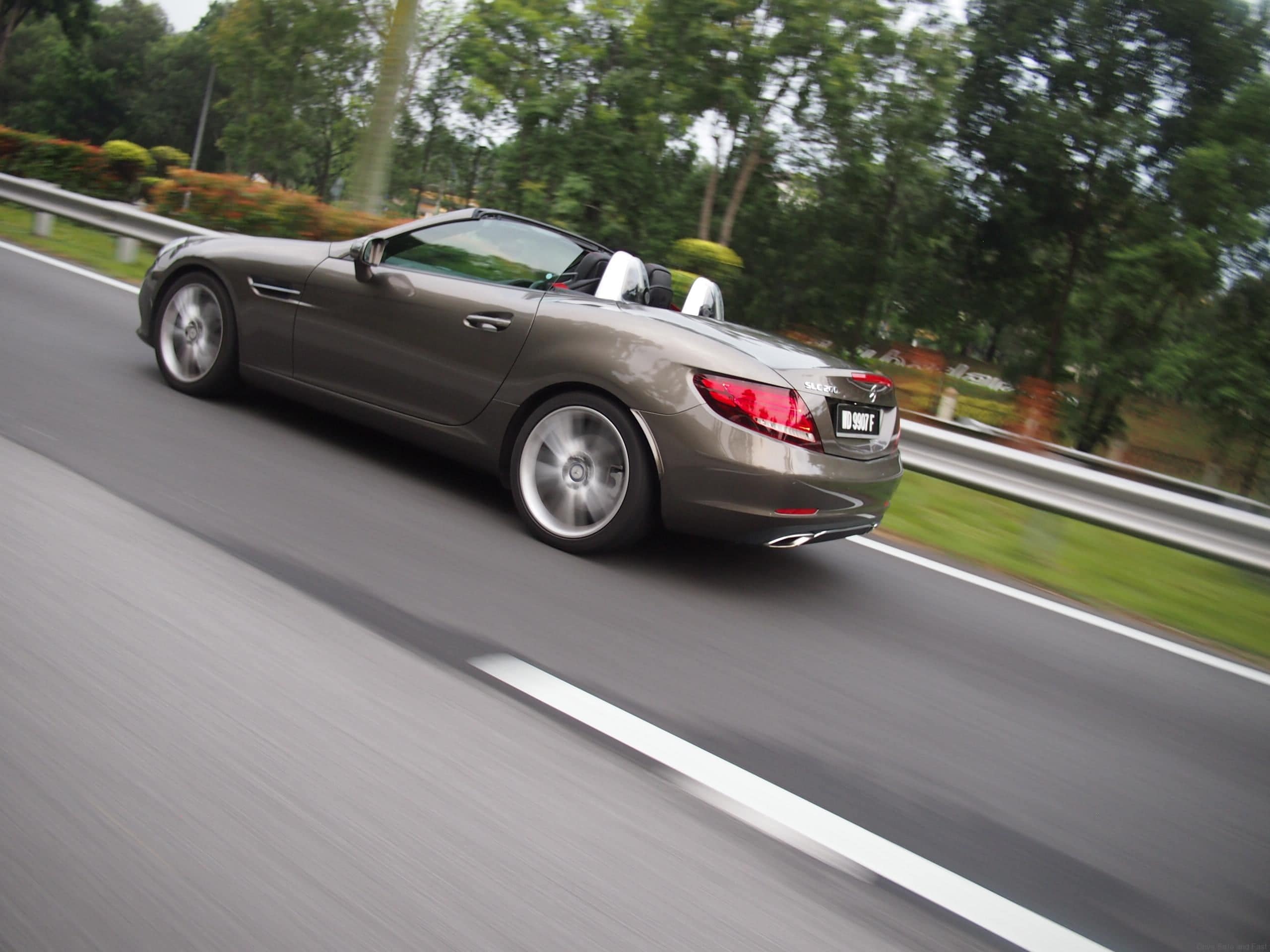 Mercedes SLC competes with the Porsche Boxster