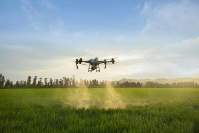 DJI introduces new Agras T100 and T70 drones in China - Future Farming