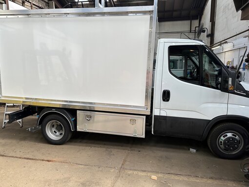 Iveco Daily 35 C, 3450 mm wheelbase Tipper, O/S under body storage box ...