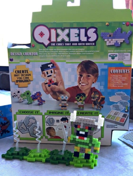 On My Kids Christmas List - Qixels #QixelsWorld #CG