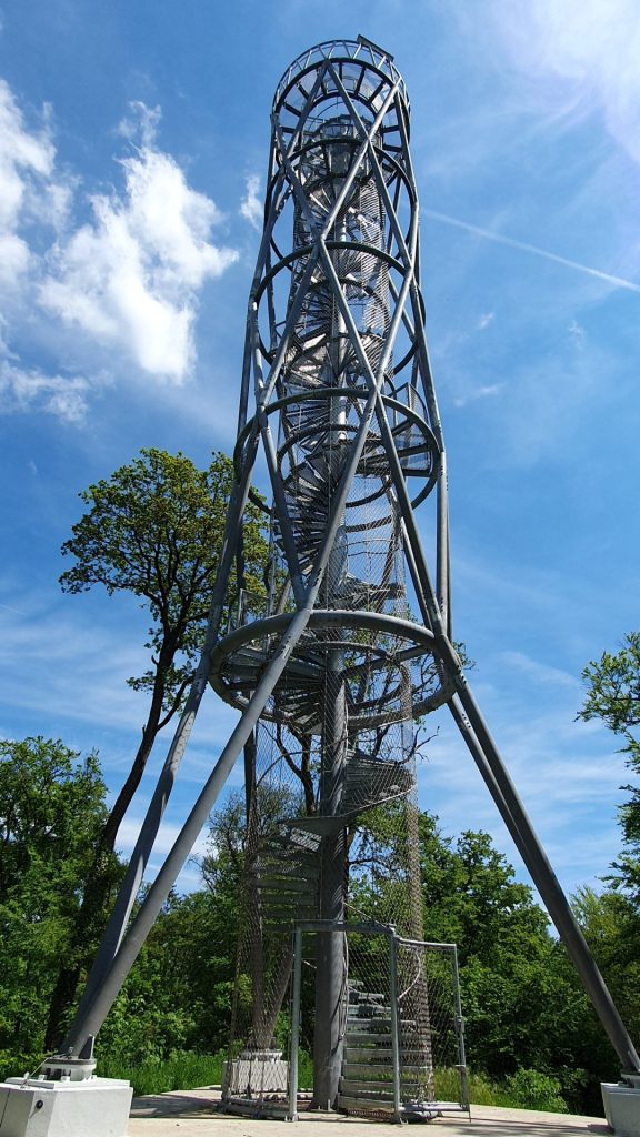 Der neue Atzelbergturm im Taunus - TOP Aussicht - 360 Grad-Blick