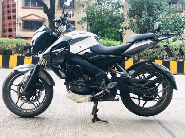 BAJAJ 200NS Crash Guard – PS Customs International