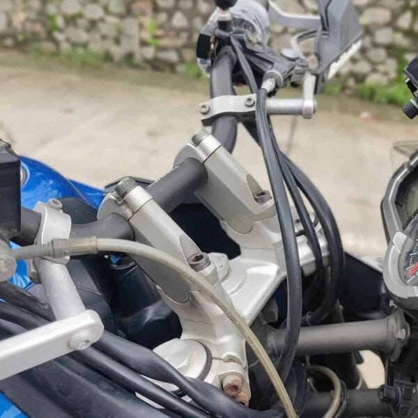 Triumph Tiger 800- 900 Handle Bar Riser