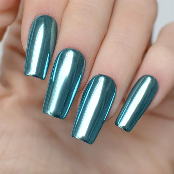 Shine Bright: 29 Gorgeous Metallic Nails You Should Try - Sass Magazine