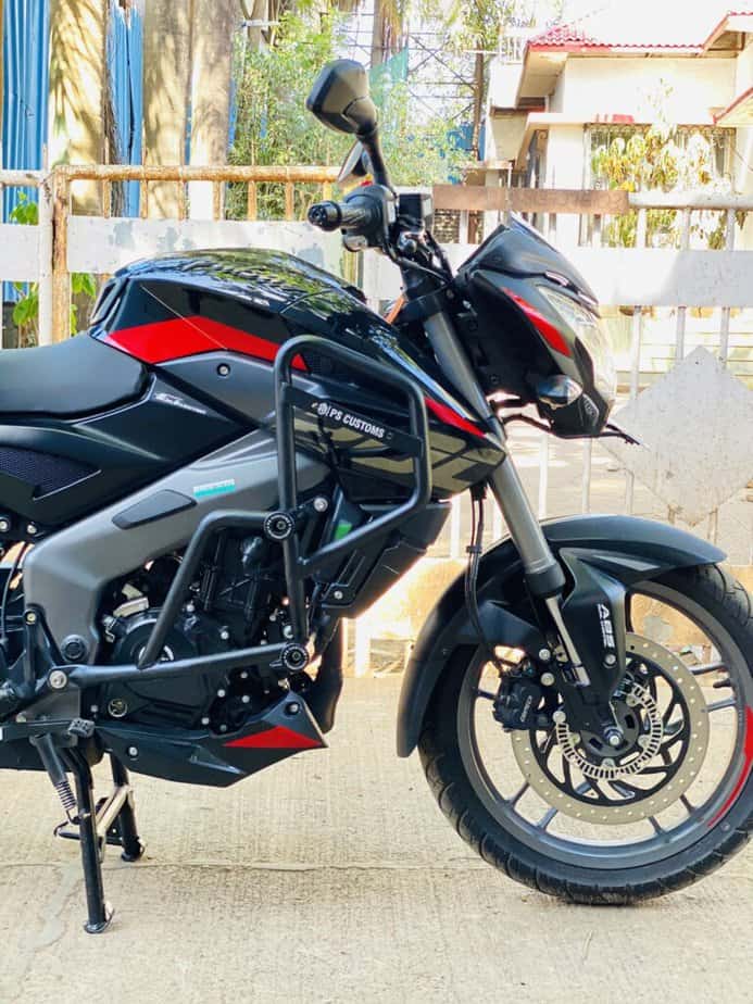Bajaj NS 200 Crash Guard – PS Customs International