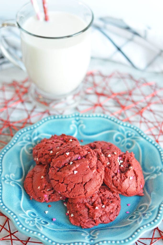 Red Velvet Cookies - Modern Mom Life