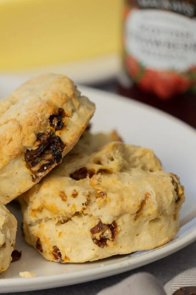 Simple Date Scone Recipe - Scottish Scran